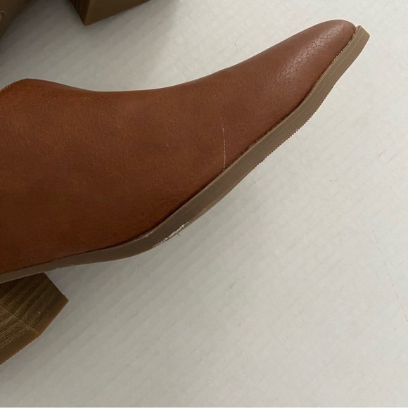 Universal Thread | Shoes | Universal Threads Cognac Faux Leather Chunky ...